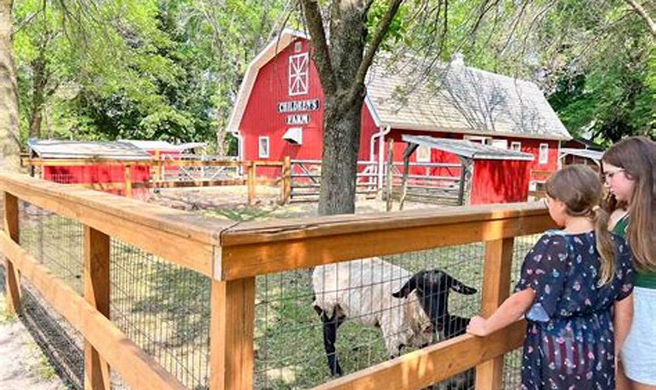 A Day at Plamann Park Children's Farm: Fun & Learning!